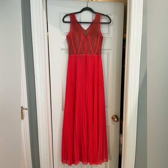 BCBGMaxAzria | Dresses | Bcbg Maxazria Coral Prom Dress | Poshmark
